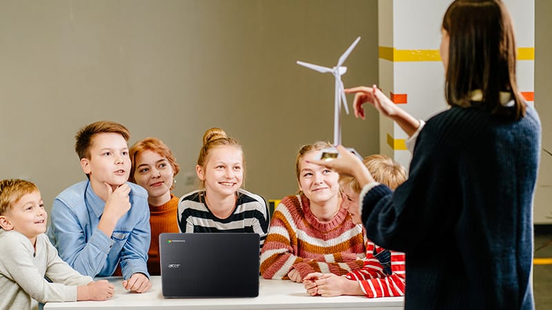 Technology for a sustainable education - Acer for Education