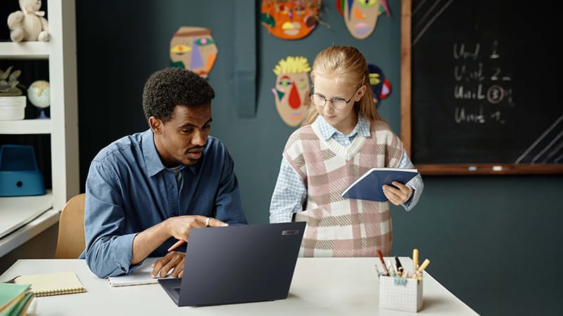 Personalized learning paths: unlocking student potential - Acer for ...